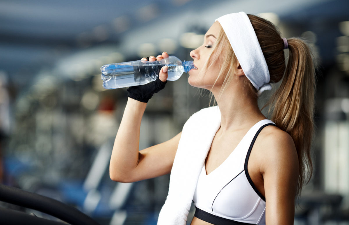 The Importance of Hydrating When Exercising in the Summer | Delta ...